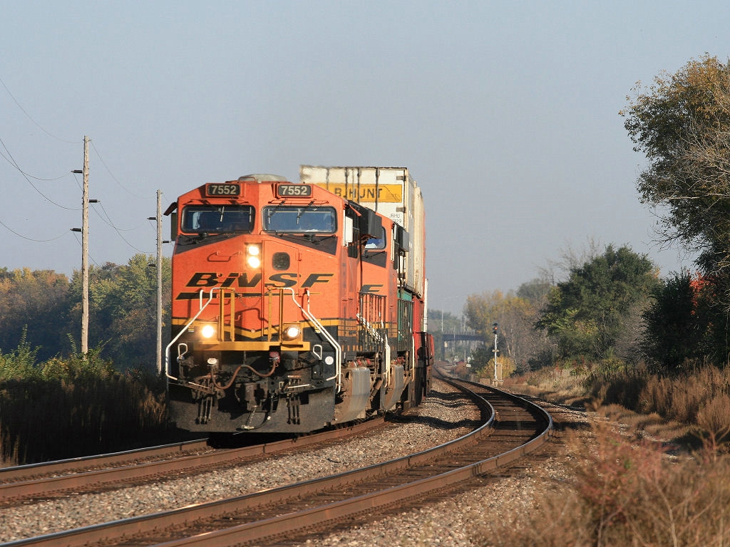 BNSF 7552